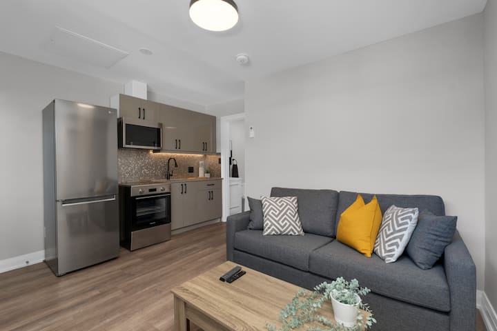 Adrian's Suites (1 Bedroom Junior Suite) - 와사가 비치