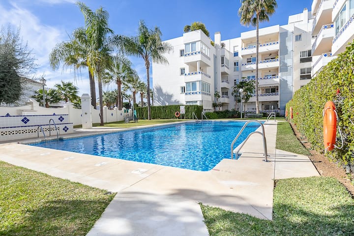 Elviria Pool And Beach - Marbella