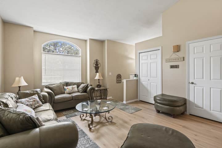 Cozy Duplex Gem| Mins To Downtown + Ski Resorts - Ogden, UT