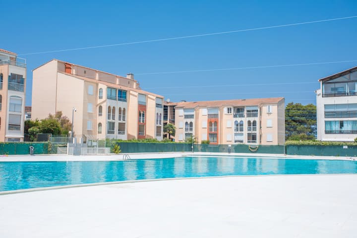 T2 Meublé 38m² Loggia 6 Pers Maxi - Fréjus
