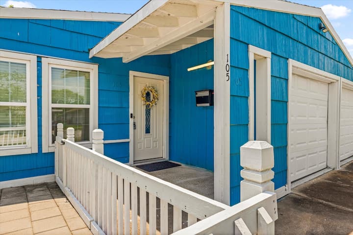 Island Bungalow Near Beach & Utmb W/ Ev Charger - Texas