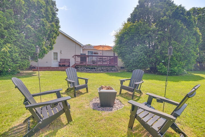 Family Getaway W/ Deck: 3 Mi To Lake Champlain - Burlington, VT