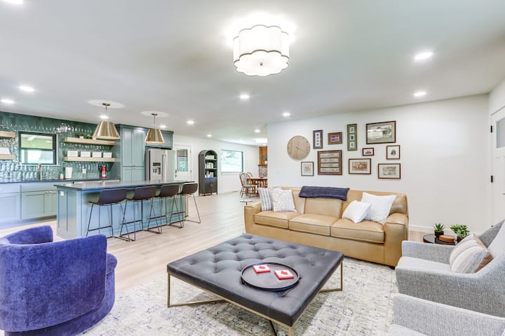 1 Mi To University Of Arkansas: Home W/ Large Yard - Fayetteville, AR