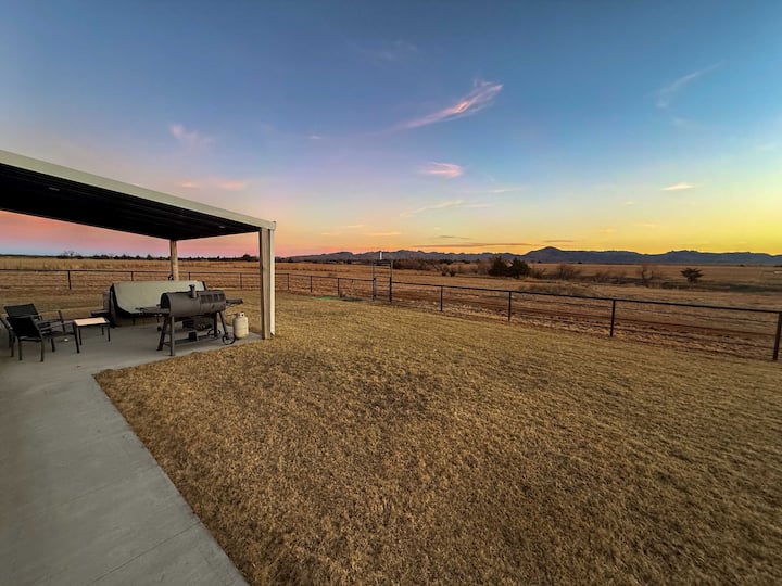 Mountain View Barndominium • Hot Tub Retreat – Sec - Tahlequah Pond, OK