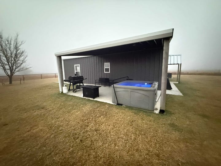 Mountain View Barndominium • Hot Tub Retreat – Sec - Tahlequah Pond, OK