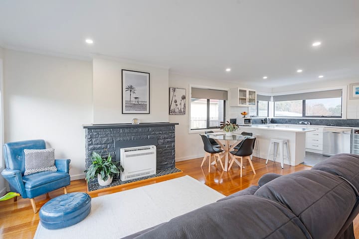 Howrah Breeze—all-season Retreat By Beach & Park - Hobart