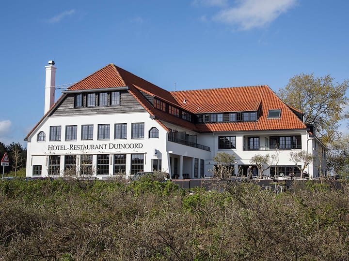 Scenic Seaside View Stay Near The Beach & Hotspots - Katwijk aan Zee