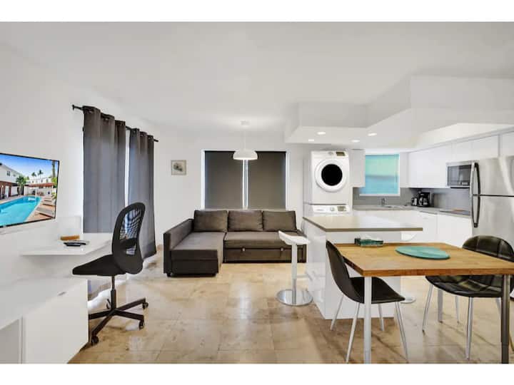 Oceans In Pompano - 2br Apartment - Pompano Beach, FL