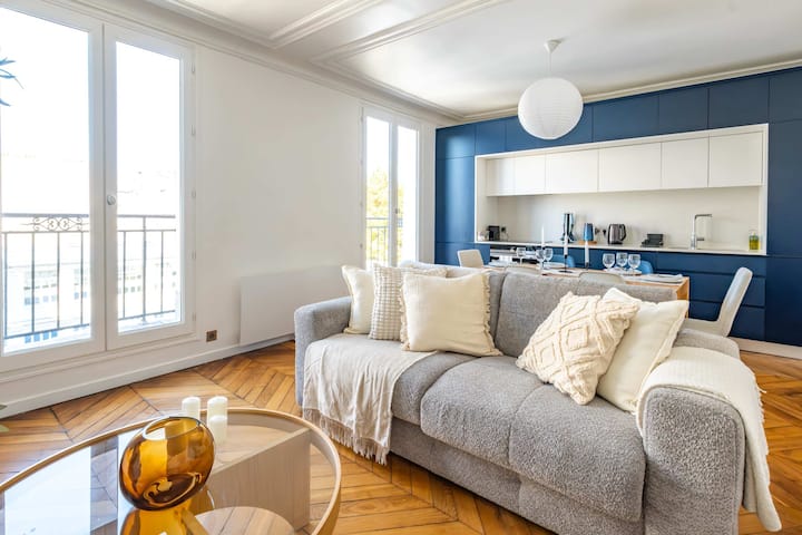 6 Guests Duplex - Village Des Martyrs Avec Balcon - Paris Gare du Nord