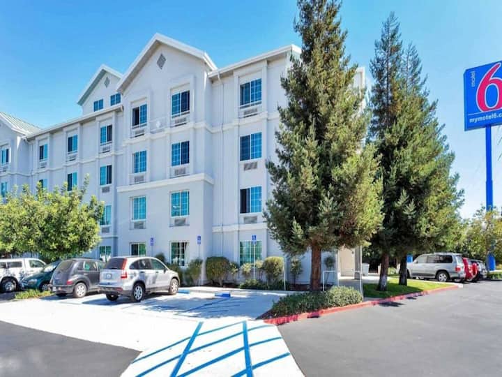 2 Lits Queen | Mini Réfrigérateur - Belmont, CA