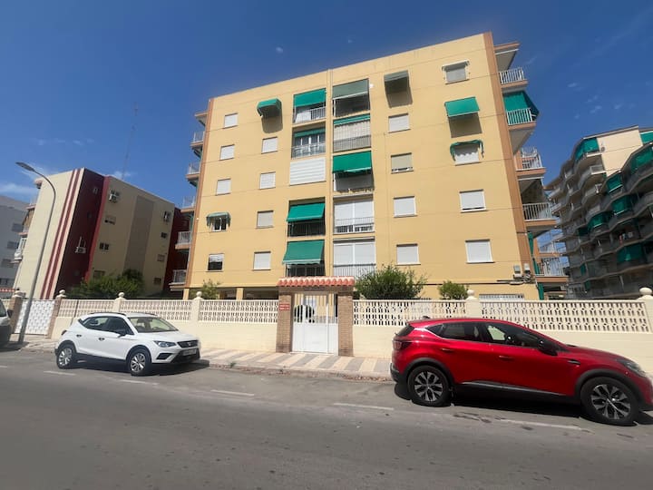 Las Joyitas 2º Pta.3 Solo Familias! - Gandie