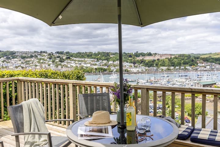 River Retreat - Dartmouth