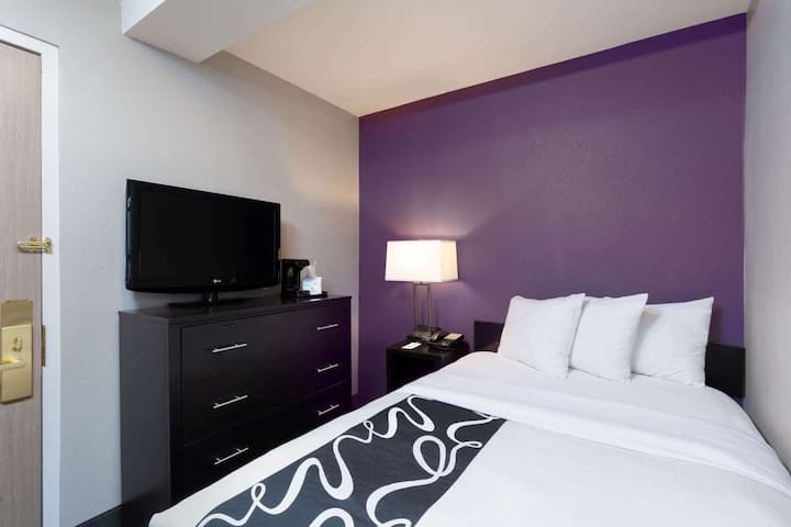 1 Double Bed L La Quinta Nyc | Near Central Park - New York