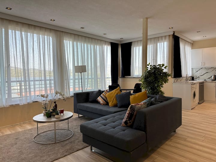 Stylish Lakeview Home | 2 Br | Steps To The Lake - Güllük