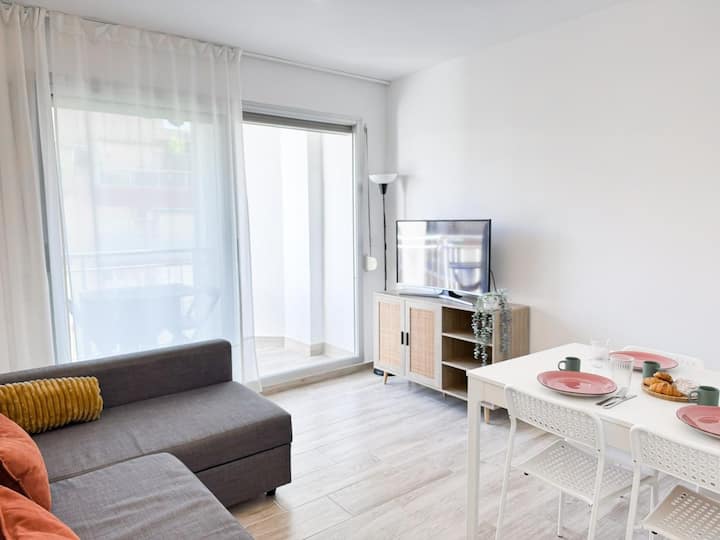 Nuevo, A 60 Metros De La Playa - Cullera