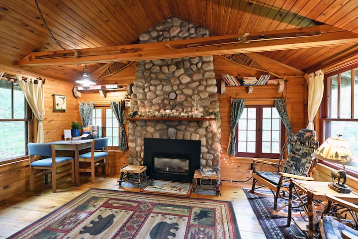 Tri-lakes Hideaway On Lake Wilipyro - Mirror Lake, Drummond