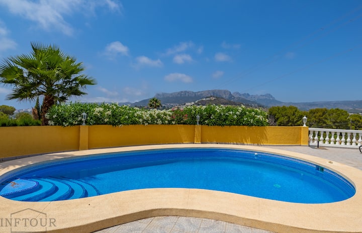 Empedrola Villa Inftour - 卡爾佩