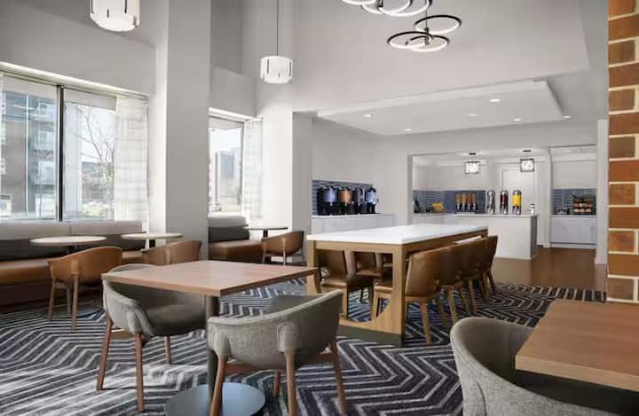 Near Charles Schwab Field | Pool & Free Breakfast - Omaha, NE