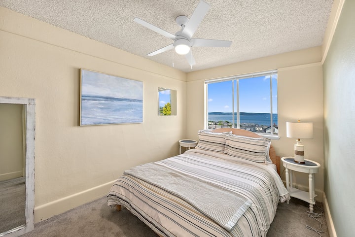 Bo's Cozy Victorian Tacoma Top Floor Unit - 터코마