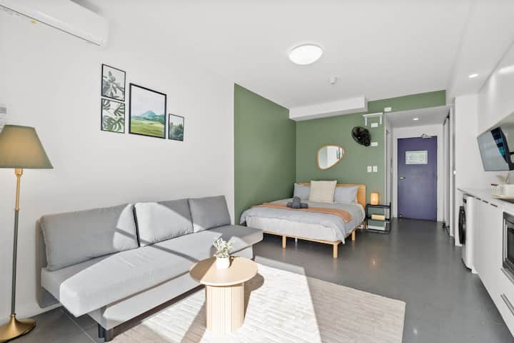 Wholesome 12 Mins Walk To Trainsta Studioapt - Auburn