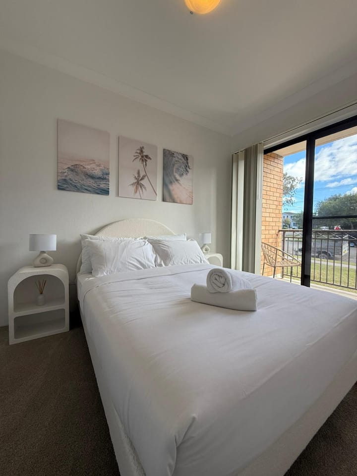 Airy Cronulla Beach Escape 2 Bed - Cronulla