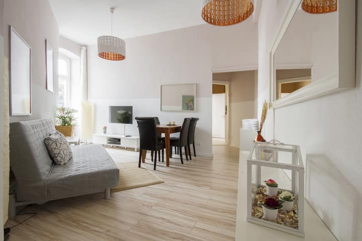 Primeflats - Apartment Genter 1 Berlin-wedding - Berlin Tegel Airport (TXL)