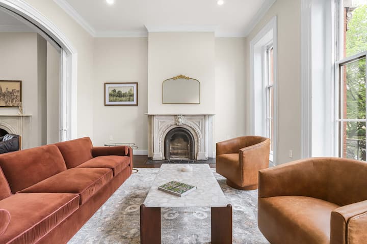 Grand Capitol Hill Mansion – Ideal For Events - Washington, D.C.