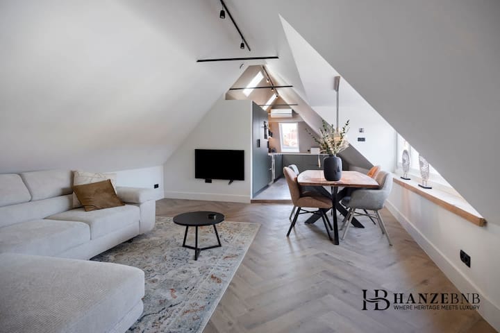 Hanzebnb - The Penthouse - オランダ カンペン