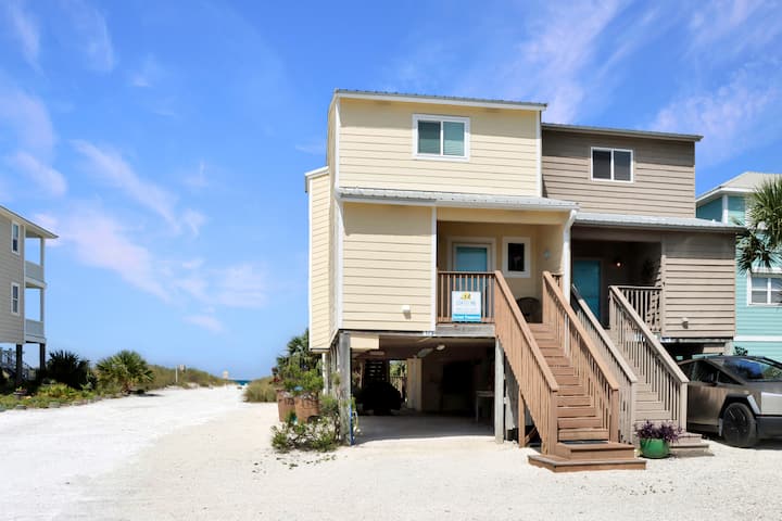 Beachfront | Pet Friendly | Sunset Treasures - Cape San Blas, FL