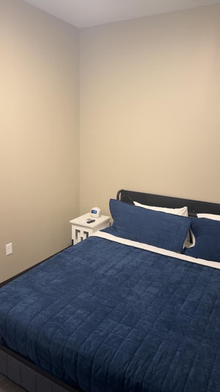 Newly Remodeled! - Suite A2- King And Queen Two Ro - Water Park, Mattoon