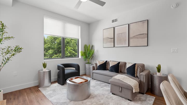 Upstay: Modern & Pet-friendly 2br Home Near Soco - Barton Hills - Austin