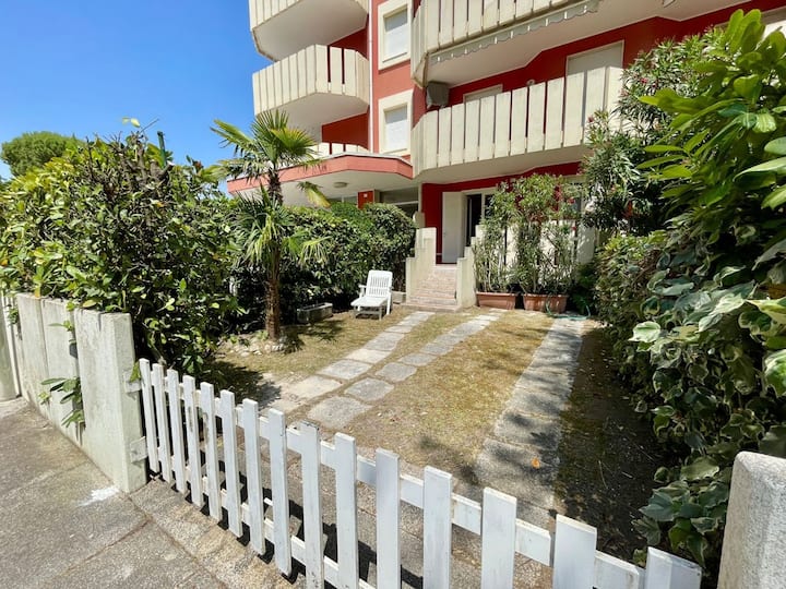 Appartement Familial Ensoleillé Avec Piscine Près - Caorle