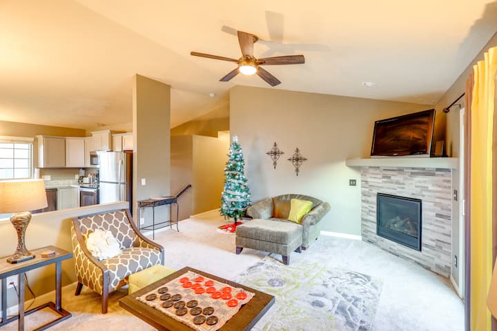 4 Mi To Offutt Afb - Family Home In Omaha Suburbs! - Bellevue, NE