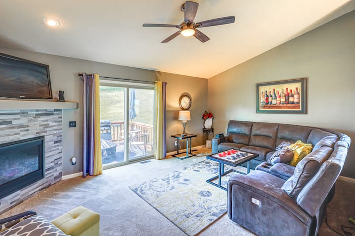 4 Mi To Offutt Afb - Family Home In Omaha Suburbs! - 벨레뷰