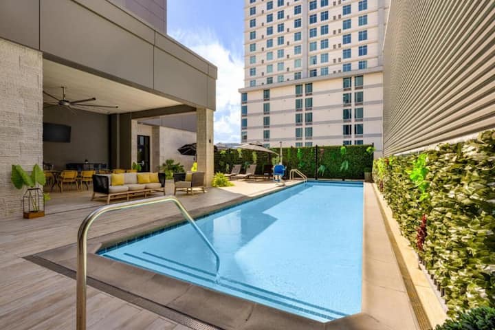 Few Steps From Broadway | Pool. No Pet Fee - Nashville, TN