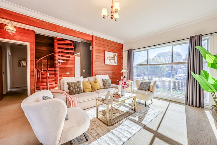 Stayau Private Two-storey 6 Beds House Wendouree - Ballarat