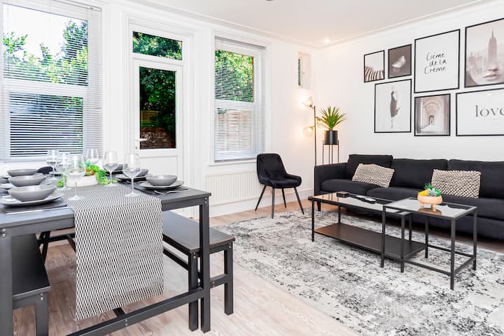 Modern 5-bed - Sleeps 10-walk To Centre & Parking - Southampton, UK