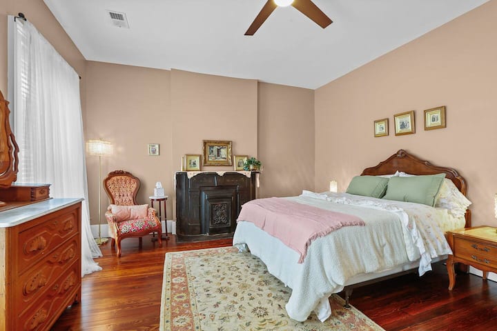 Cozy Historic Suite • Walk To Rupp • Free Parking - Lexington, KY