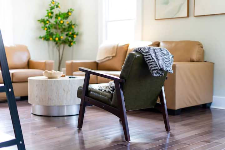 Jefferson & Grounds 3br Steps From Hws And Hot Tub - Geneva, NY