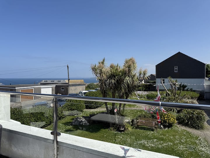 Sea-view Retreat With Balcony In St Ives - St Ives