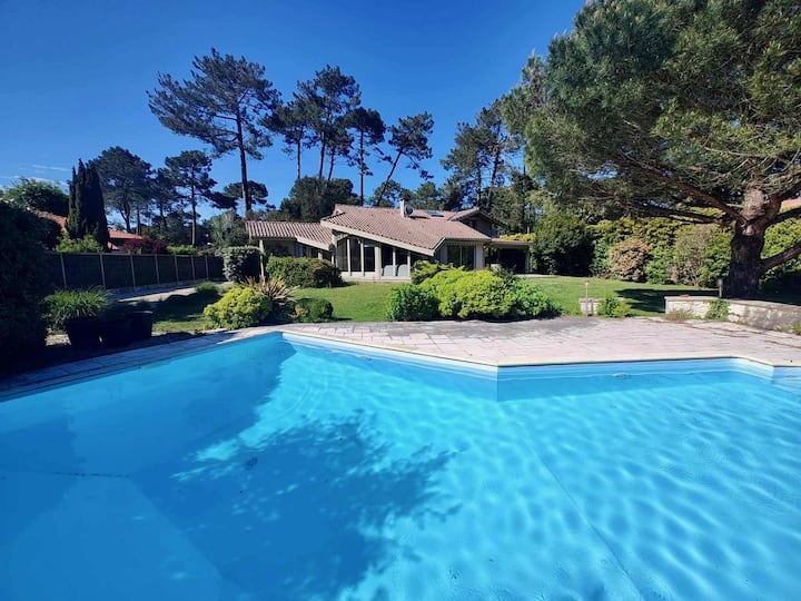 Hossegor "Kyma"  Belle Villa Avec Piscine Chauffée - Seignosse