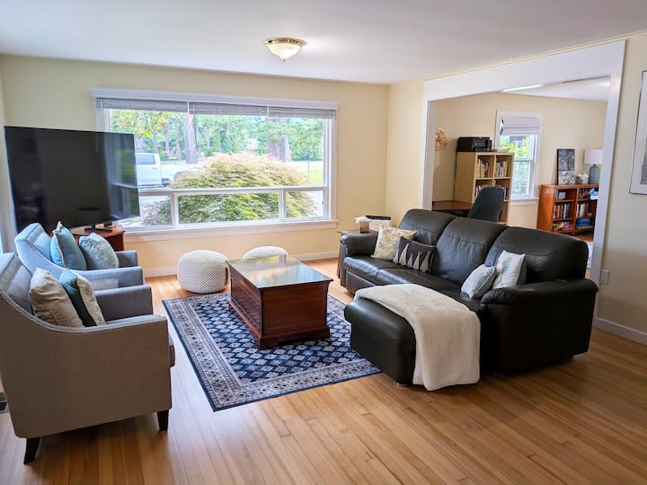 Rose Cottage 240 - North Bend, WA