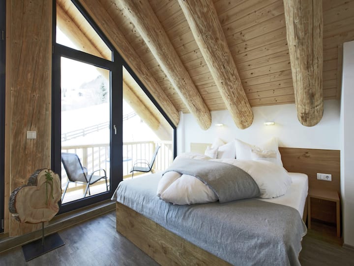 Cosy, Chalet En Bois Moderne Du Canada - Serfaus