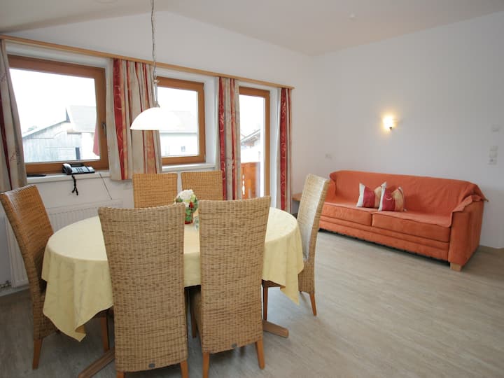 Appartement à Uderns Proche Du Télésiège - Stumm