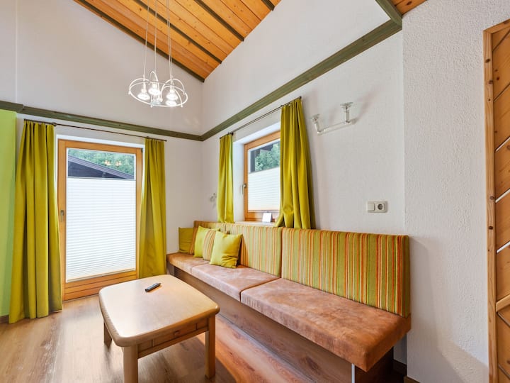 Apartment In Saalbach Near Ski Slopes - Saalbach-Hinterglemm