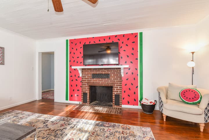 Home+apartment + Parking + Fast Ev Charger + Pets - Richmond Hill, GA