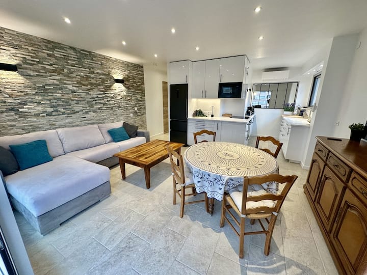 T2 Neuf, Piscine & Terrasse Vue Marina, 5 Min Mer - Château de la Napoule