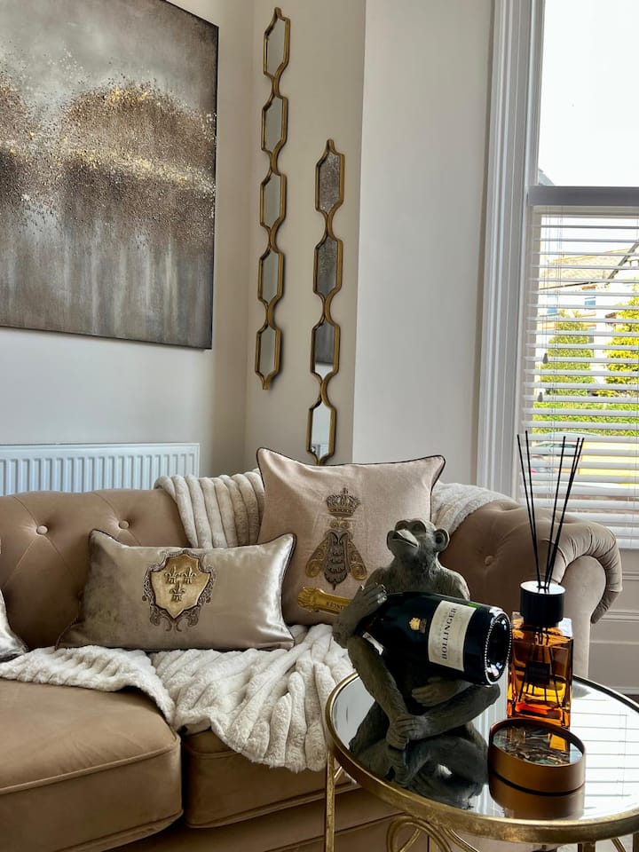 Designer 1-bed Escape In Sefton Park / Sleeps 4 - Speke - Liverpool