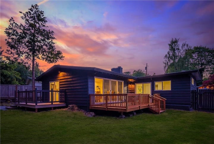 Modern Stay At Cedars Edge - Renton, WA