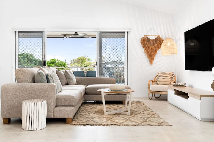 New Listing - Unit 4 Tuscany Shores - Sunshine Coast Queensland, Australia